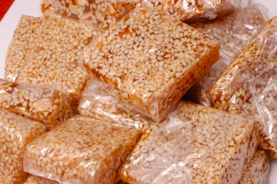 Hue sesame seeds – Sweet and delicious specialties of the ancient ...