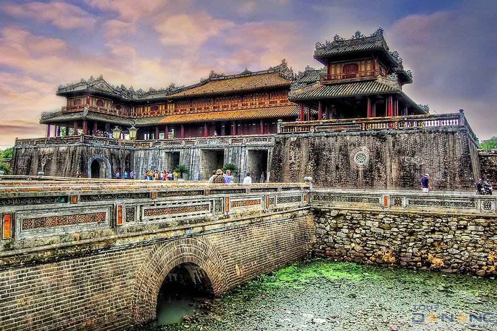 The Complex of Hue Monuments - The Historical Beauty of The Ancient ...